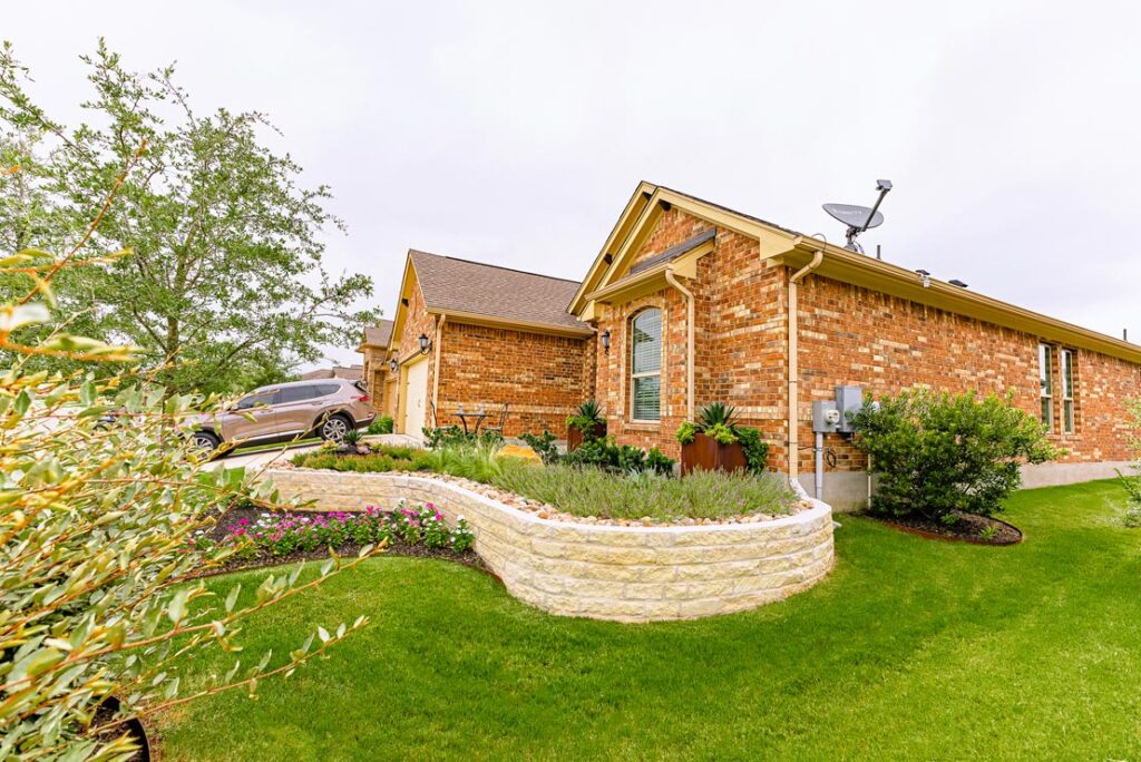 Iridescent - Agave Landscape Design